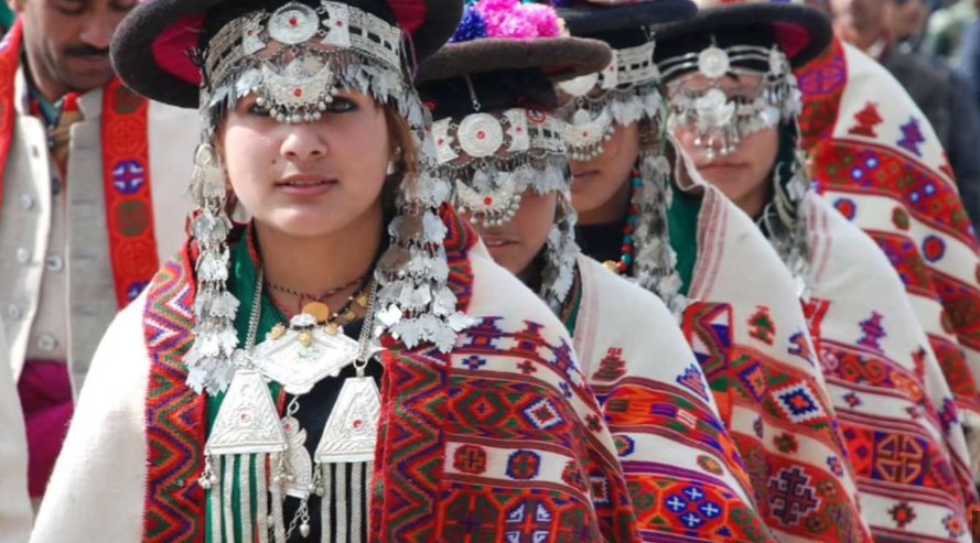District-wise Traditional Dresses of Himachal Pradesh - Himachal ...